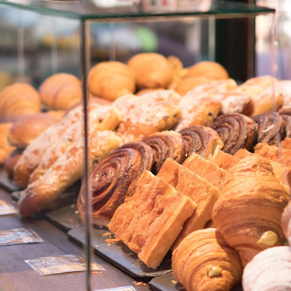 Cafe & Bakery – EXOH